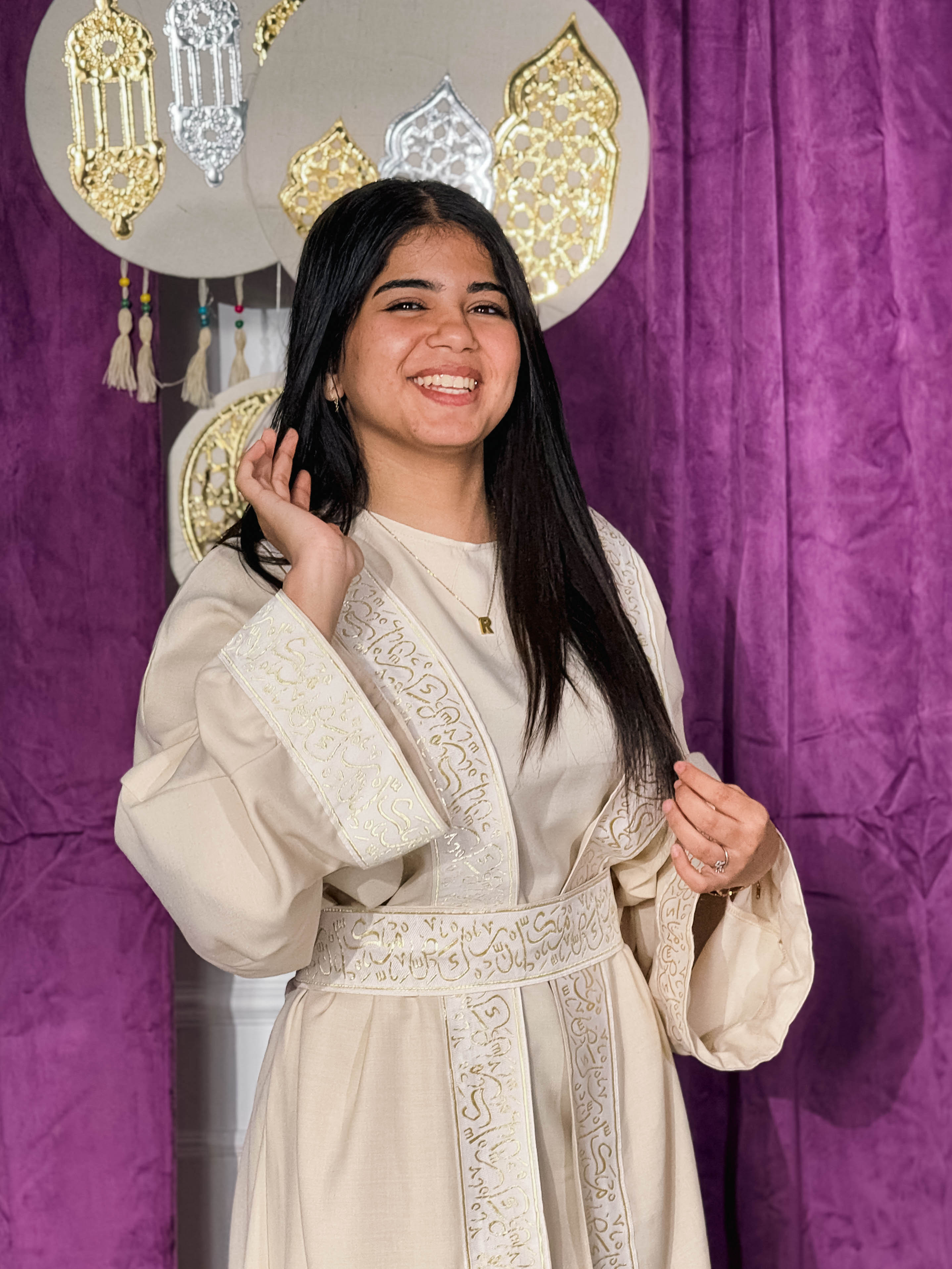 Beige Kaftan – Yashmak